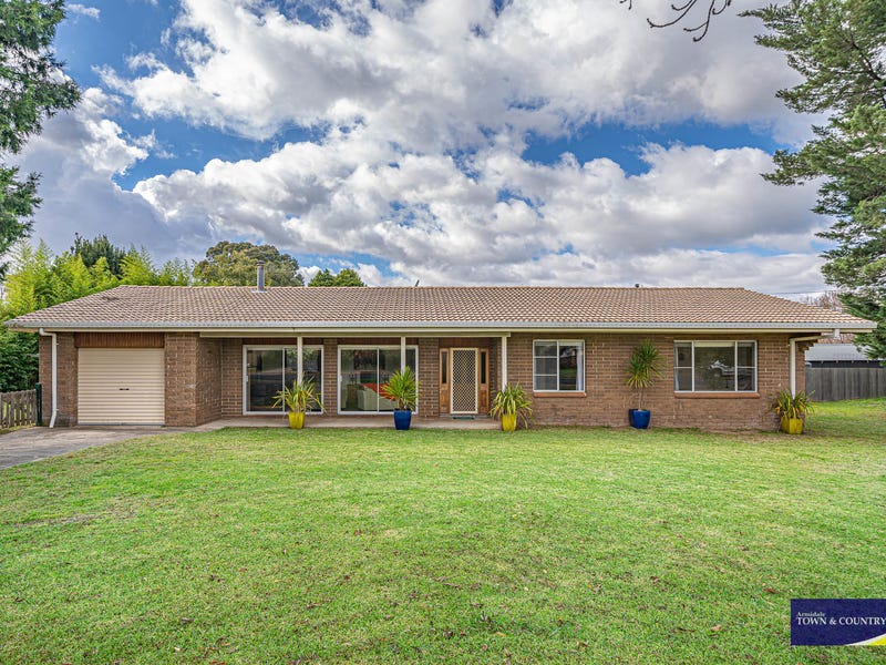 1 Dorothy Avenue, Armidale, NSW 2350 - Property Details