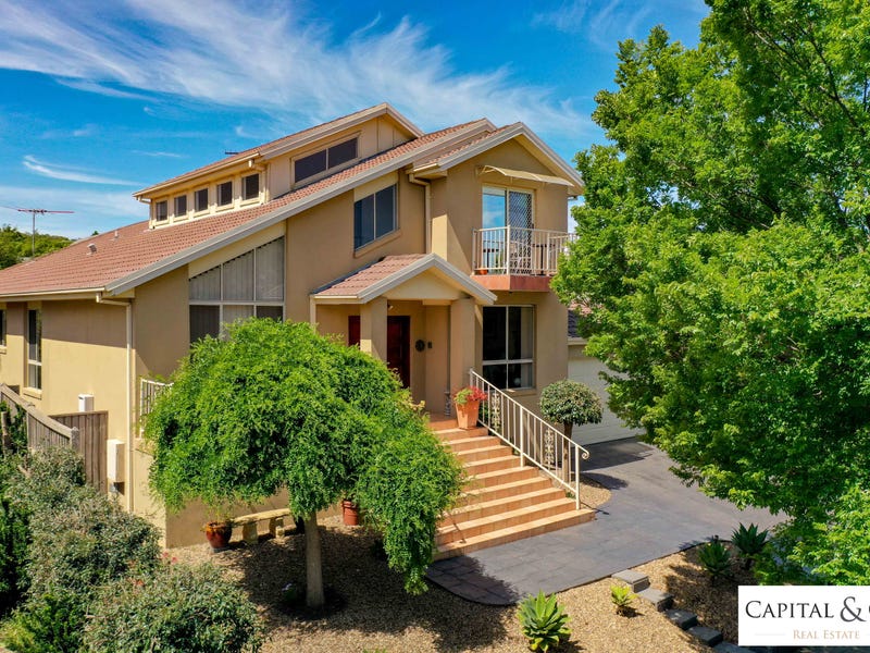 44 Royal Terrace, Craigieburn, VIC 3064 - realestate.com.au