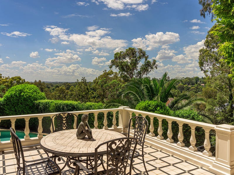 12 Raheen Drive, Kew, Vic 3101 - Property Details