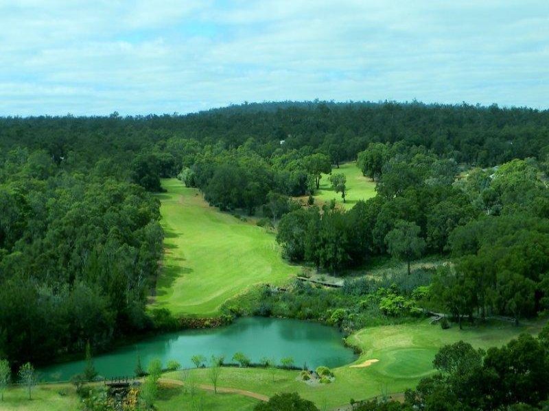 7 Country Club Avenue, Roleystone, WA 6111 - realestate.com.au