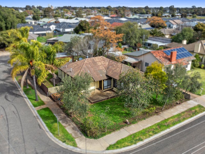 7 MacKenzie Street, Numurkah, Vic 3636 - Property Details