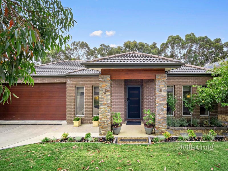 17 St Mirren Drive, Nerrina, Vic 3350 - Property Details