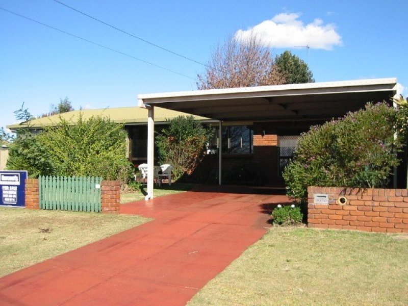 2 Jimbour Drive, Newtown, Qld 4350 - Property Details