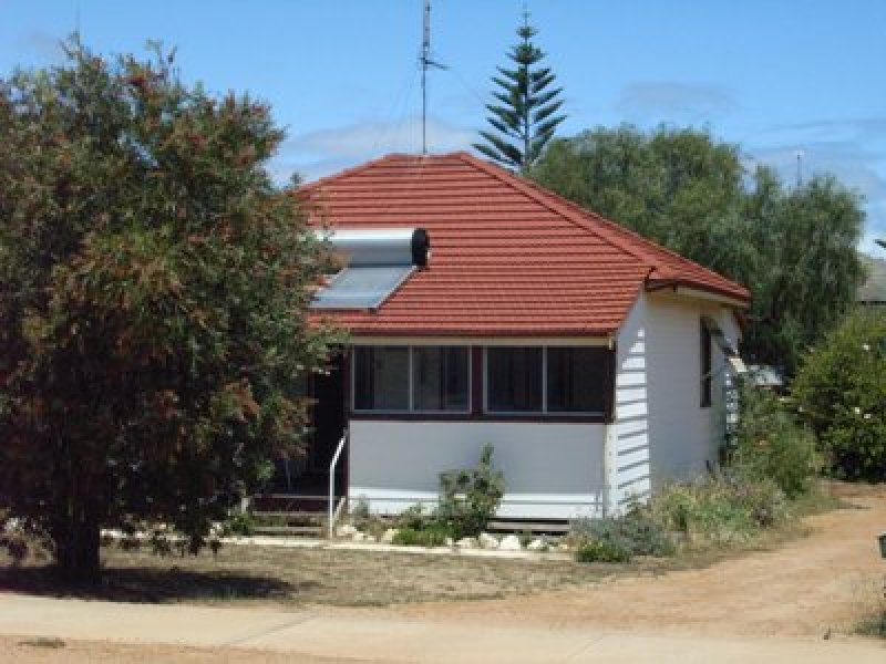 3 Church Street, Dongara, WA 6525 - Property Details