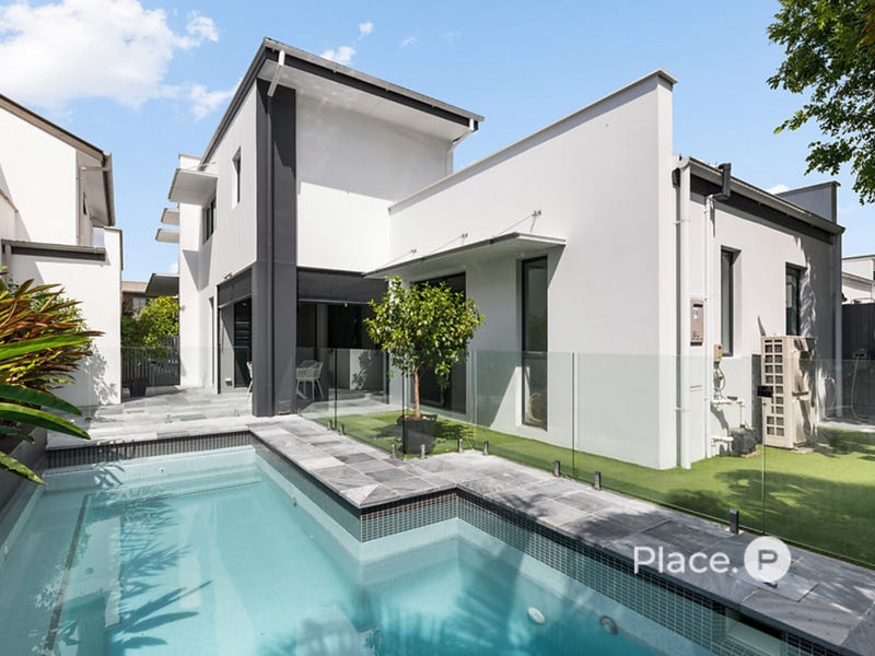 99 Stuart Street, Bulimba, Qld 4171 - Property Details