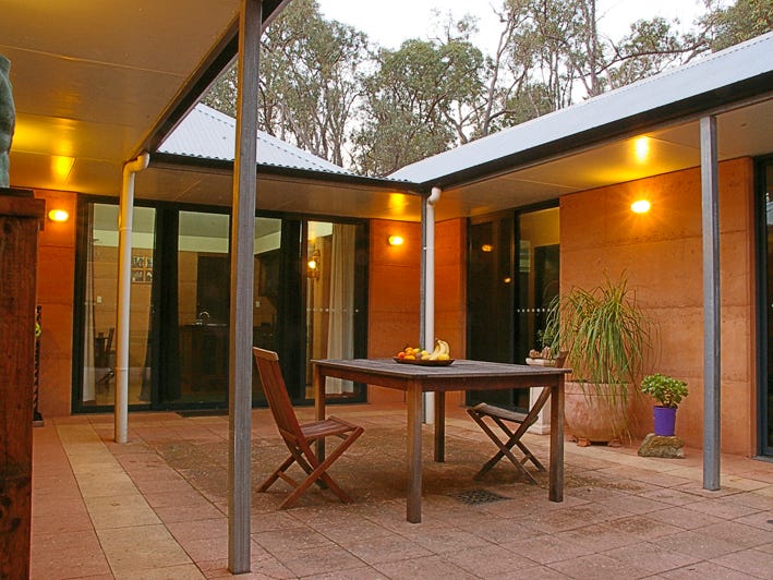 150 Tarrup Street, Chidlow, WA 6556 - Property Details