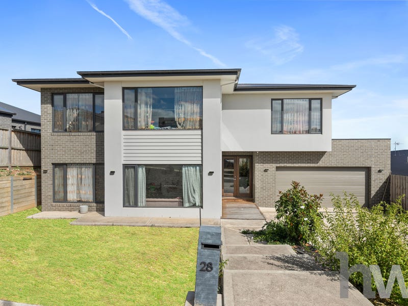28 Jessica Way, Highton, Vic 3216 - Property Details