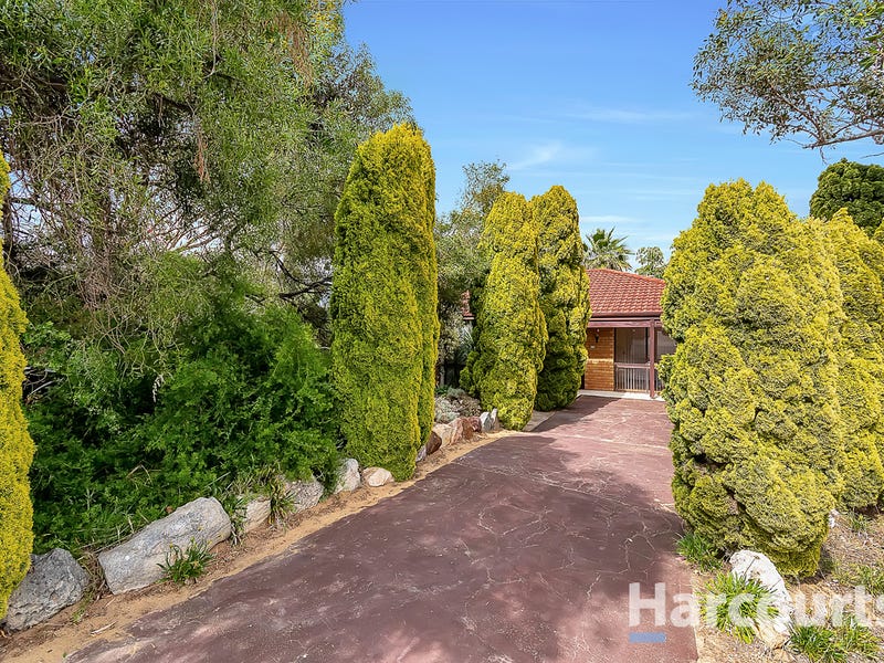 1 Day Place, Heathridge, WA 6027 - Property Details