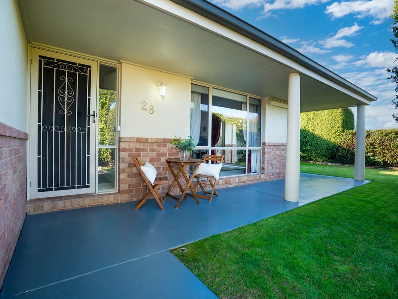 28 Heppner Court, Thurgoona, NSW 2640 - Property Details