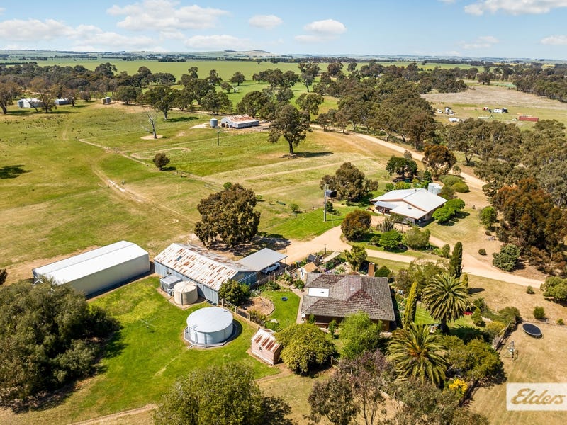 11 Labrador Road, Maroona, Vic 3377 - Property Details