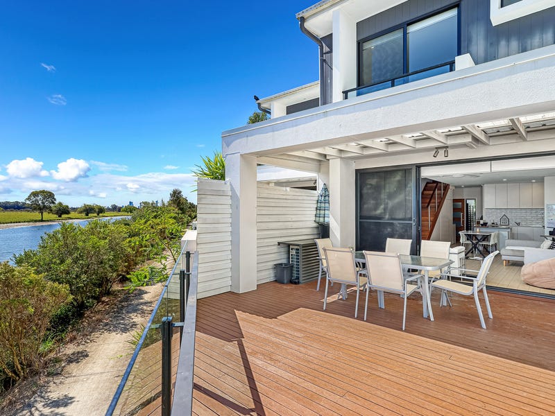 48/42 Stadium Drive, Robina, Qld 4226 - Property Details