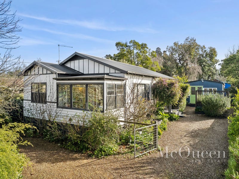 7 Stanbridge Street, Daylesford, Vic 3460 - Property Details
