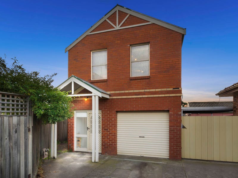 2/30 Spring Street, Geelong West, VIC 3218 - realestate.com.au
