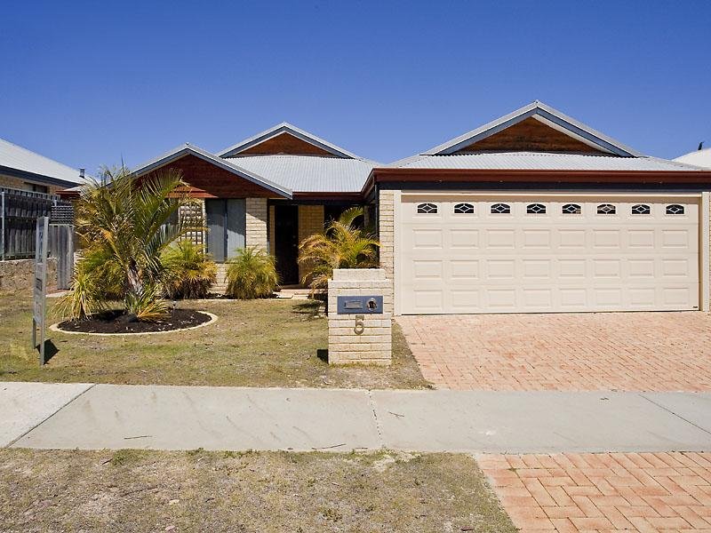 5 Rocklea Crescent, Ellenbrook, WA 6069 - Property Details