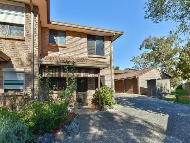 4/92 Minto Road, Minto, NSW 2566 - Property Details