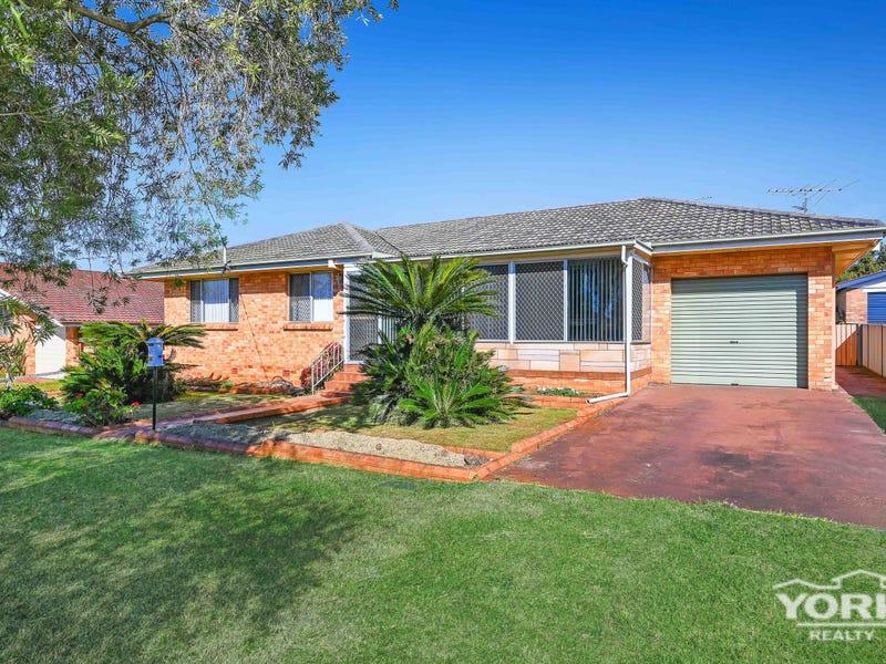 14 Canberra Street, Harristown, QLD 4350 - realestate.com.au