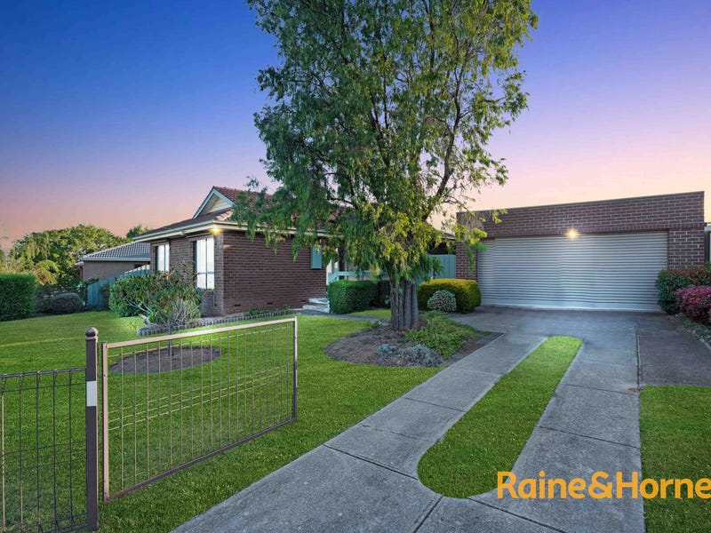 7 Morrison Drive, Darley, Vic 3340 - Property Details