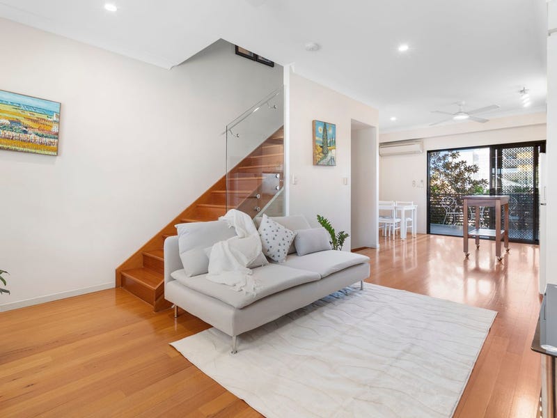 2/53 Rosemount Terrace, Windsor, Qld 4030 - Property Details