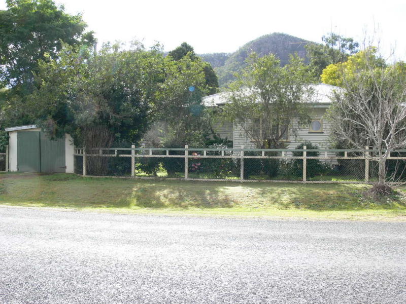 23 Russell Street, Esk, Qld 4312 - Property Details