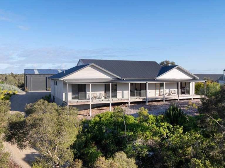 28 Alexandra Crescent, Rye, Vic 3941 - Property Details