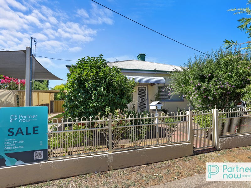 76 Marius Street, Tamworth, NSW 2340 - Property Details
