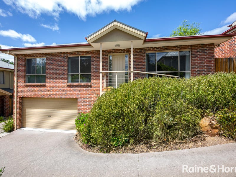 2/71 Aitken St, Gisborne, Vic 3437 - Property Details