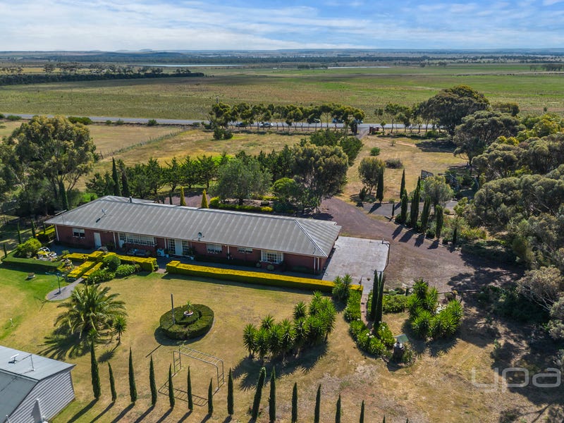 1871-1881 Mount Cottrell Road, Mount Cottrell, VIC 3024 - realestate.com.au