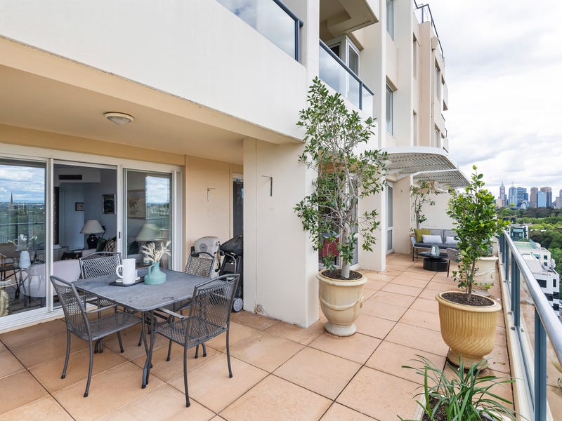 1602/469 St Kilda Road, Melbourne, Vic 3004 - Property Details