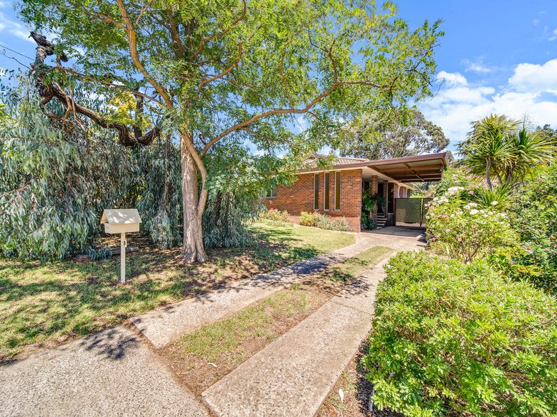 29 Stuart Street, Crestwood, NSW 2620 - Property Details