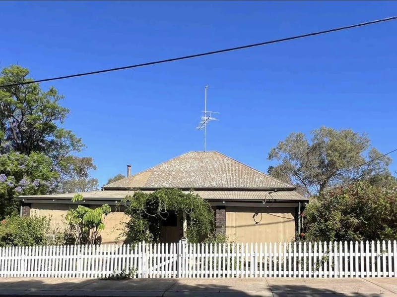 8 Arthur Street, Toodyay, WA 6566 - Property Details