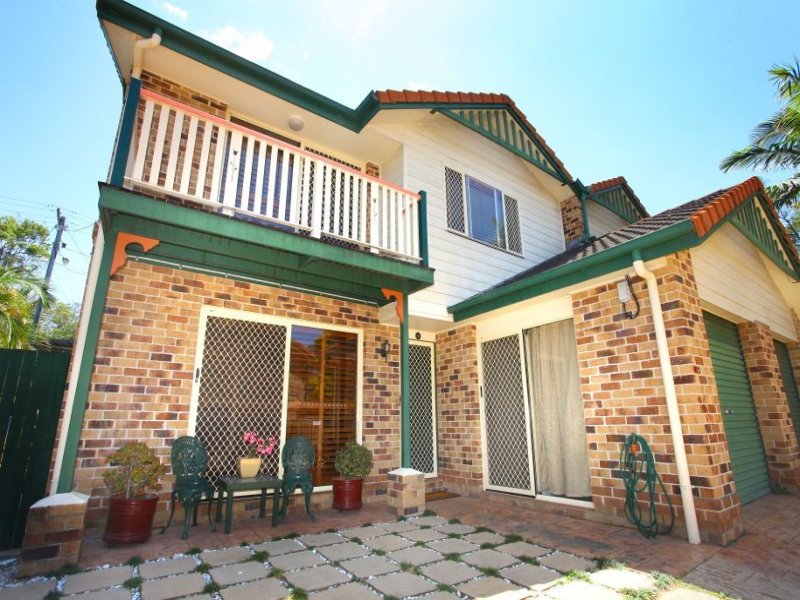 4/33 Ward Street, Southport, Qld 4215 - Property Details