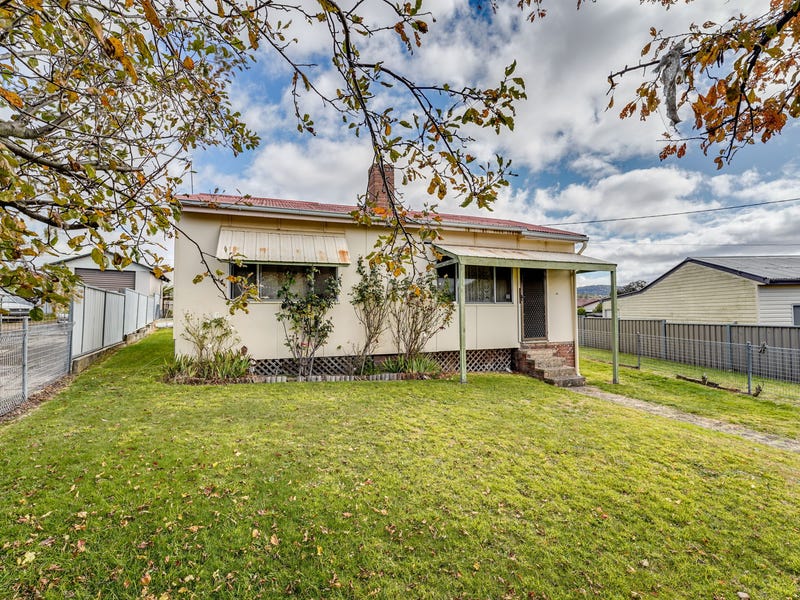 30 Inner Crescent, Bowenfels, NSW 2790 - Property Details