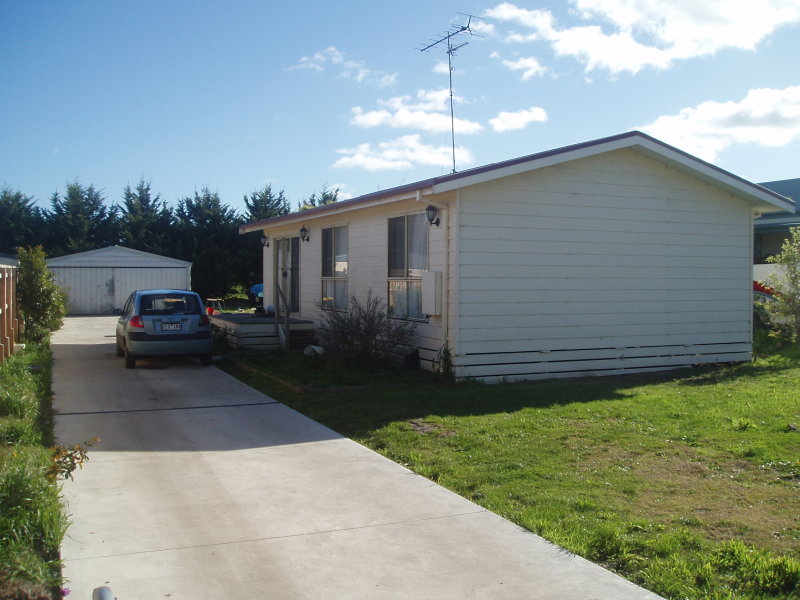 Property 105856550, Dalyston, Vic 3995 - Property Details