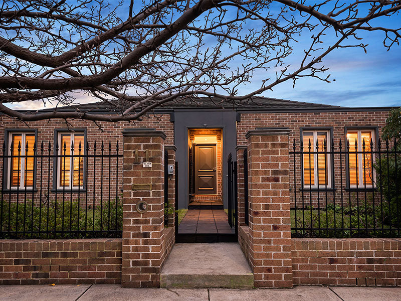 11 Ross Street, Bentleigh, VIC 3204 - realestate.com.au