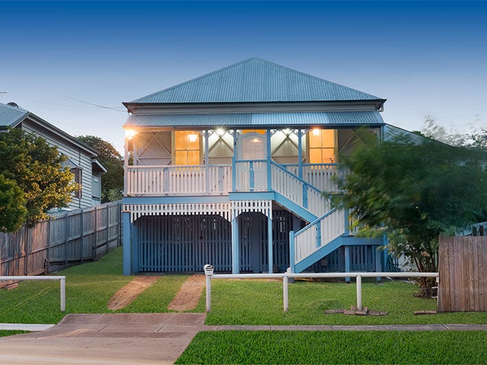 15 Southerden St, Sandgate, Qld 4017 - Property Details