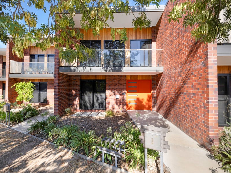 3/70 Salisbury Street, Benalla, Vic 3672 - Property Details