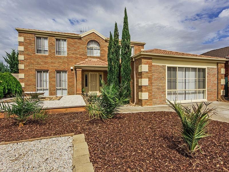 7 Brogil Walk, Sydenham, VIC 3037 - realestate.com.au
