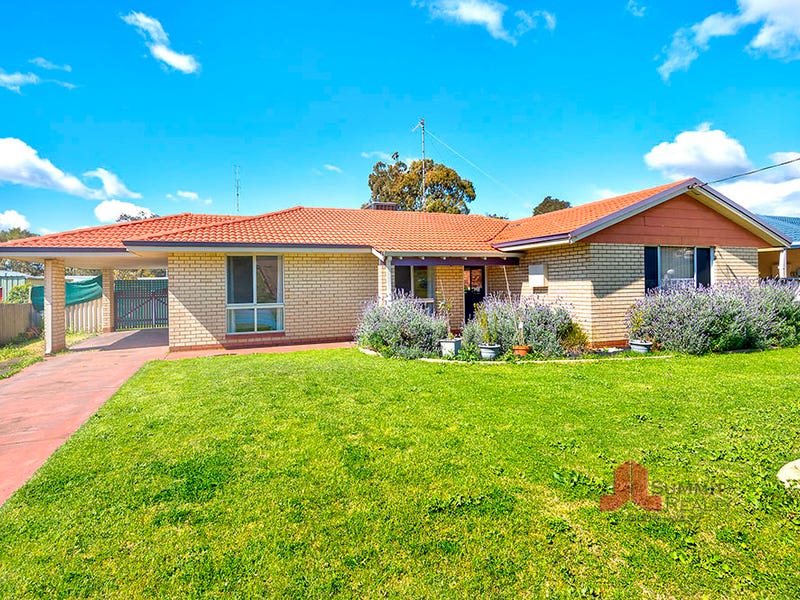 35 Murray Drive, Withers, WA 6230 - Property Details