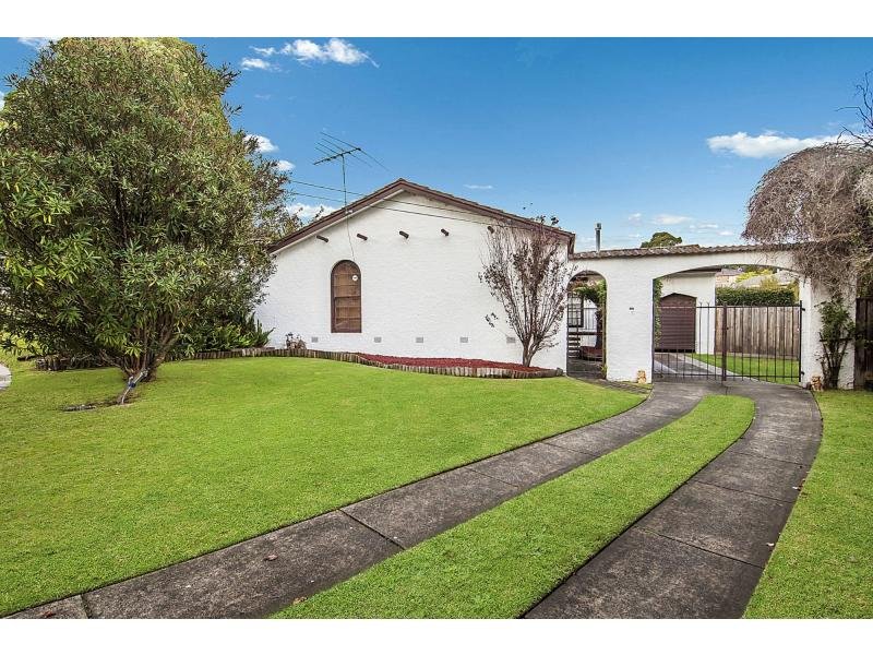 8 Coonac Place, Frankston, Vic 3199 - Property Details