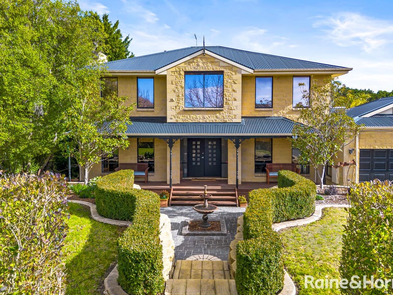 4 Bedroom Properties for Sale in Gisborne, VIC 3437 - realestate.com.au