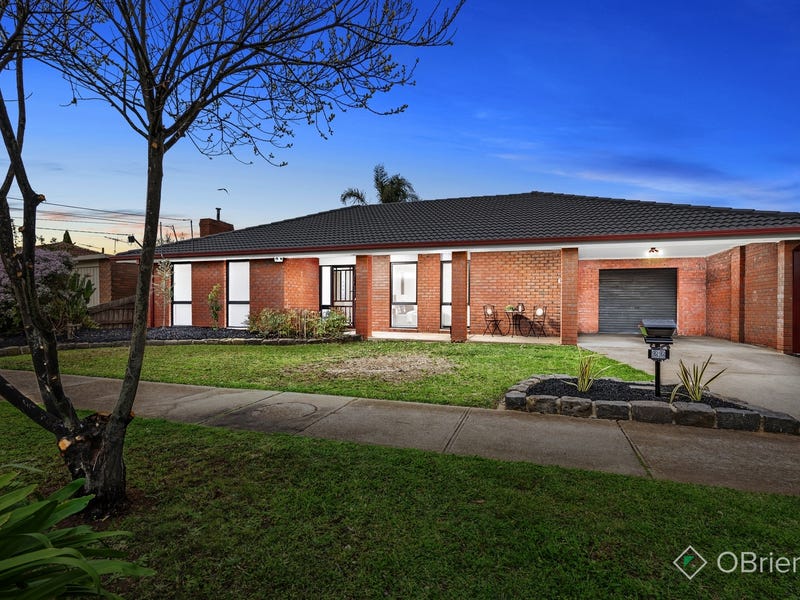 22 Manorvale Parade, Werribee, Vic 3030 - Property Details