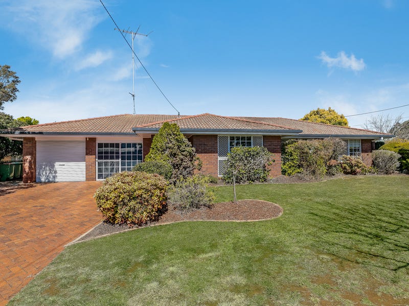 2 Smythe Street, Kearneys Spring, QLD 4350 - realestate.com.au