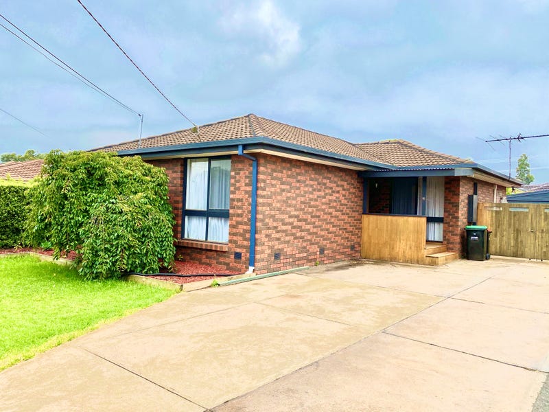 16 Falcon Drive, Melton, Vic 3337 - Property Details