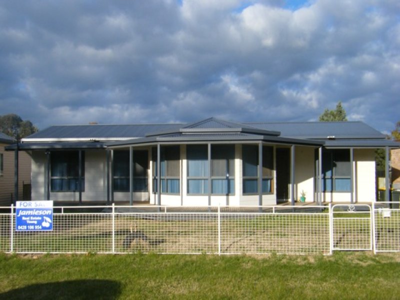 32 Murringo Street, Young, NSW 2594 - realestate.com.au