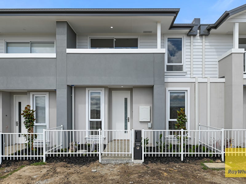 150 Carnival Boulevard, Berwick, VIC 3806 - realestate.com.au