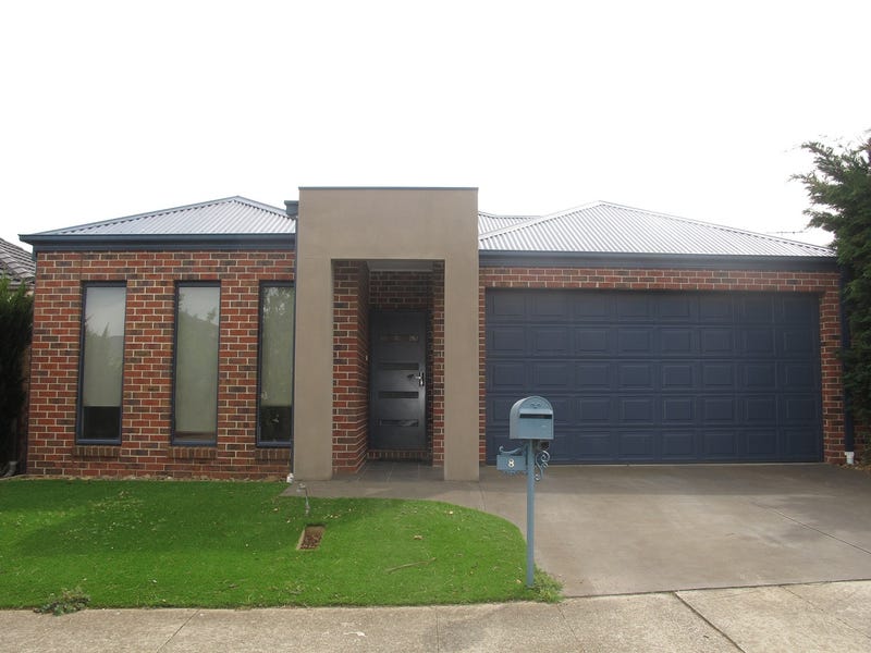 8 Darleith Terrace, Caroline Springs, VIC 3023 - realestate.com.au