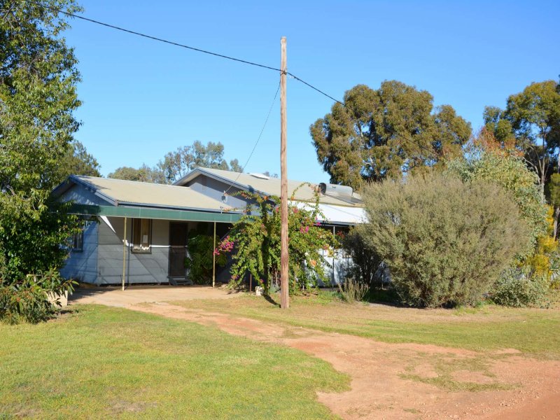3 Mazou Street, Merbein, Vic 3505 - Property Details