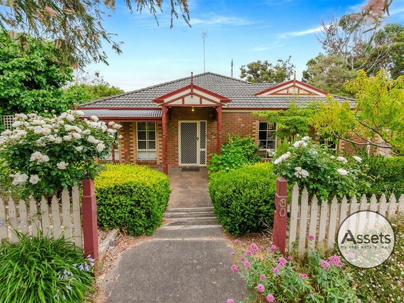 30 Camira Street, Portland, Vic 3305 - Property Details