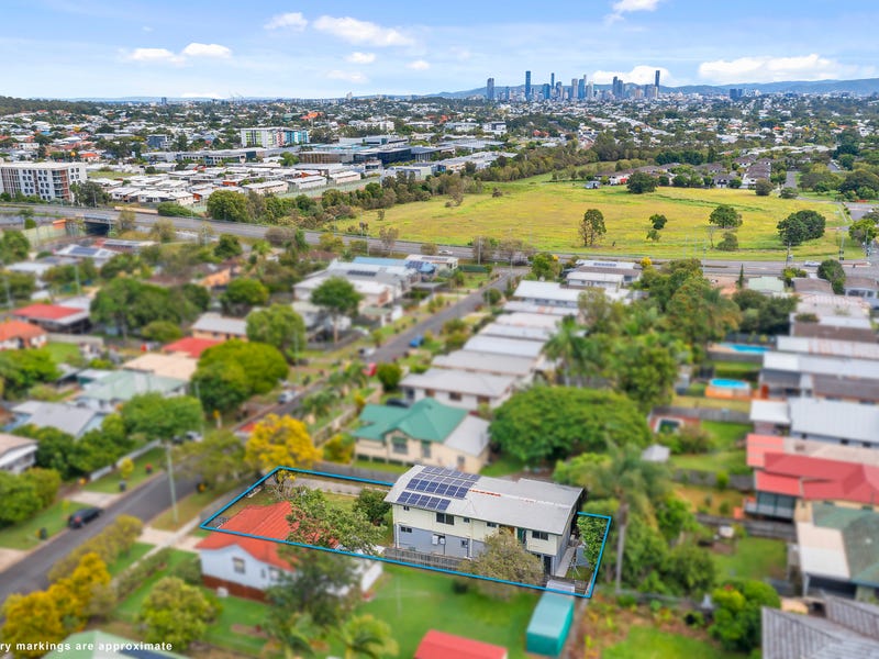 32 Napier Street, Murarrie, Qld 4172 - Property Details