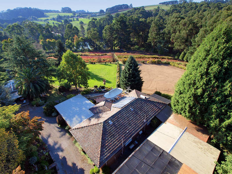 77 Wiseman Road, Silvan, Vic 3795 - Property Details